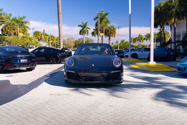 HGREG LUX - Updated June 2025 - 19 Photos - 17305 S Dixie Hwy, Cutler ...