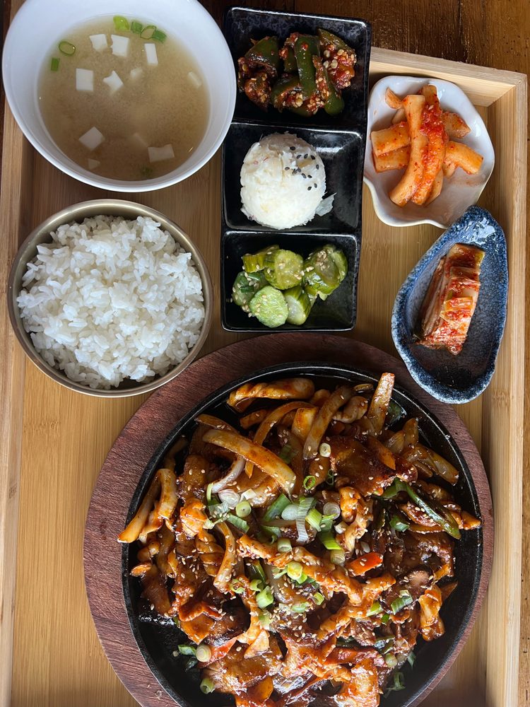 CHICKEN BARN KOREAN STYLE CUISINE - Updated August 2024 - 65 Photos ...