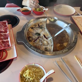 HEY HOT POT - Updated October 2025 - 38 Photos & 36 Reviews - 3701 Wall ...
