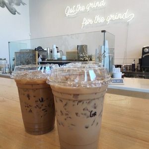 18 GRAMS COFFEE ROASTERS - 559 Photos & 217 Reviews - 1600 Ethan Way ...