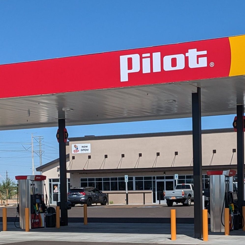 RANDY’S DONUTS - Updated December 2025 - 25 Photos & 21 Reviews - 17405 ...