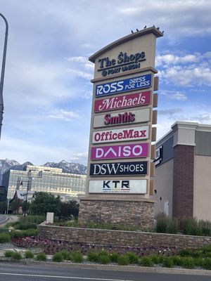 DAISO - Updated August 2025 - 1110 E Fort Union Blvd, Midvale, Utah ...
