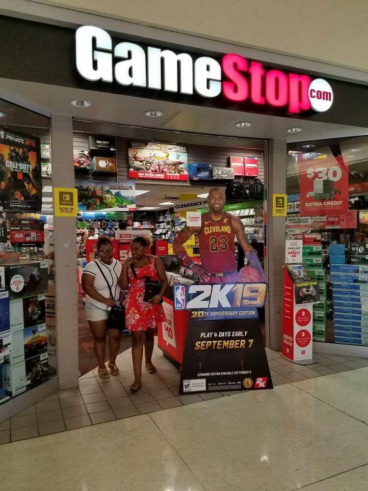 GAMESTOP - Updated November 2025 - 420 W 14 Mile Rd, Troy, Michigan ...