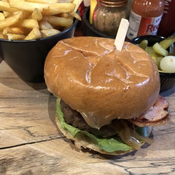 THE HOLYROOD 9A - Updated May 2025 - 97 Photos & 155 Reviews - 9A ...