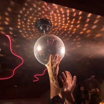 WIGGLE ROOM - Updated December 2025 - 29 Photos & 37 Reviews - 9 Avenue ...