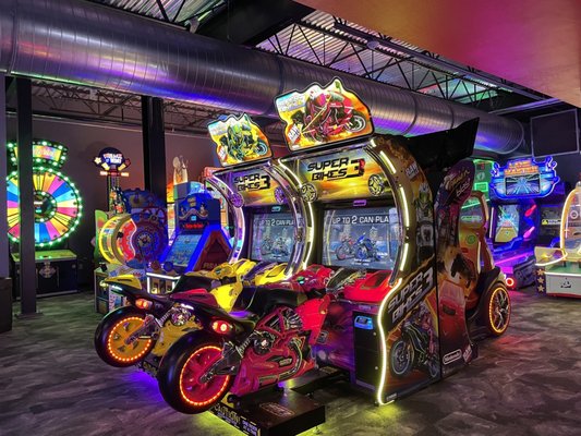 SUPERCHARGED ENTERTAINMENT - Updated October 2025 - 177 Photos & 118 Reviews - 40 Commerce Blvd ...