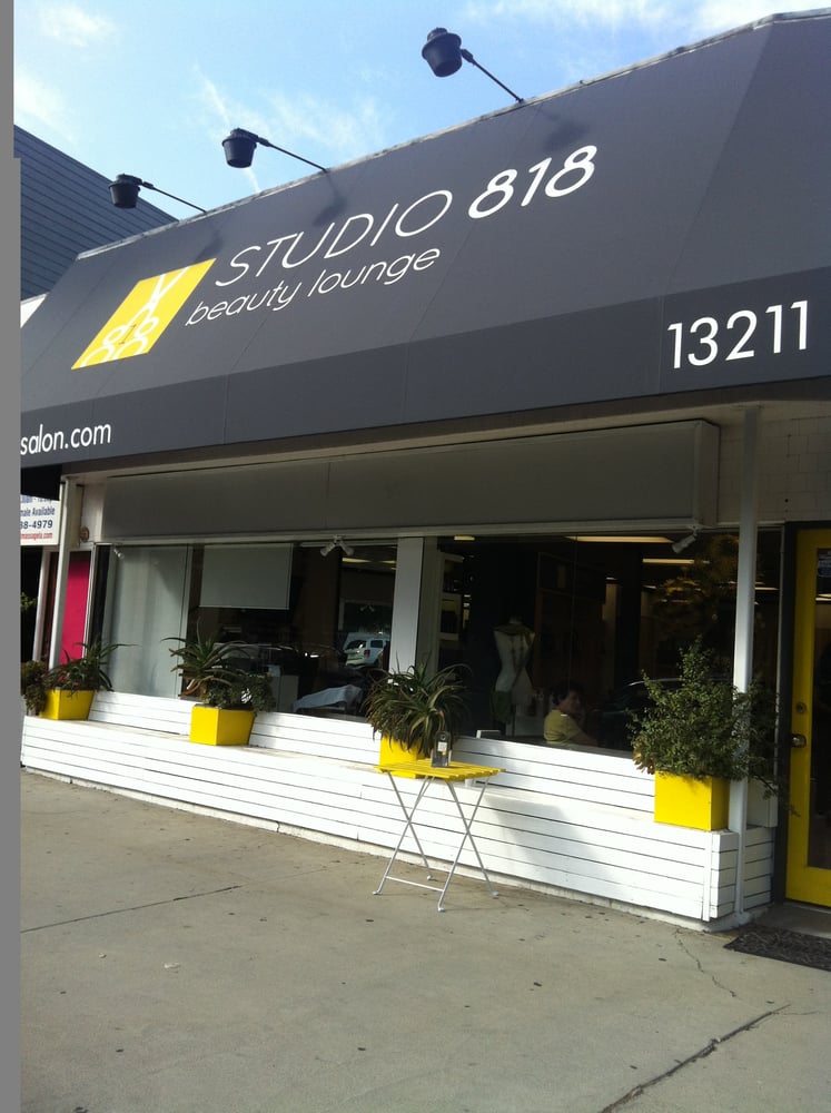 STUDIO 818 BEAUTY LOUNGE - 521 Photos & 724 Reviews - 13211 Ventura ...