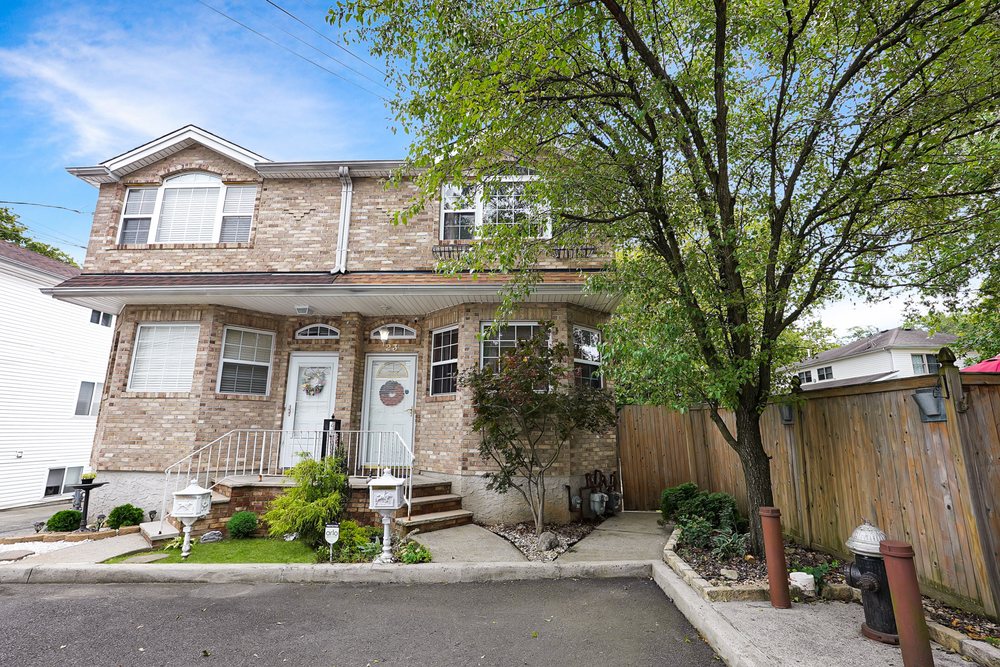 REAL CONNECT REALTY - Contact Agent - 4459 Amboy Rd, Staten Island, New ...