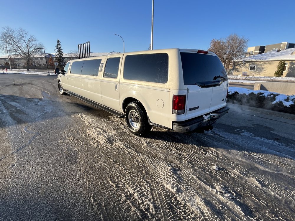 PRIME LIMOUSINE - Updated December 2025 - 14 Photos - Winnipeg ...