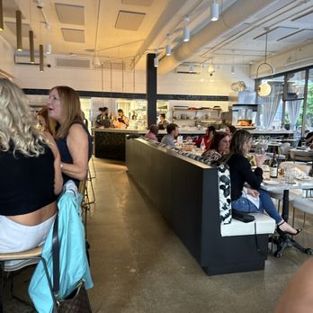 EASY BISTRO - Updated October 2025 - 210 Photos & 125 Reviews - 801 ...