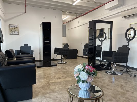 EXTRAORDINAIRE HAIR BAR - Request an Appointment - 14 Photos - 2910 S ...