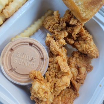 RAISING CANE’S CHICKEN FINGERS - Updated October 2025 - 43 Photos & 40 ...