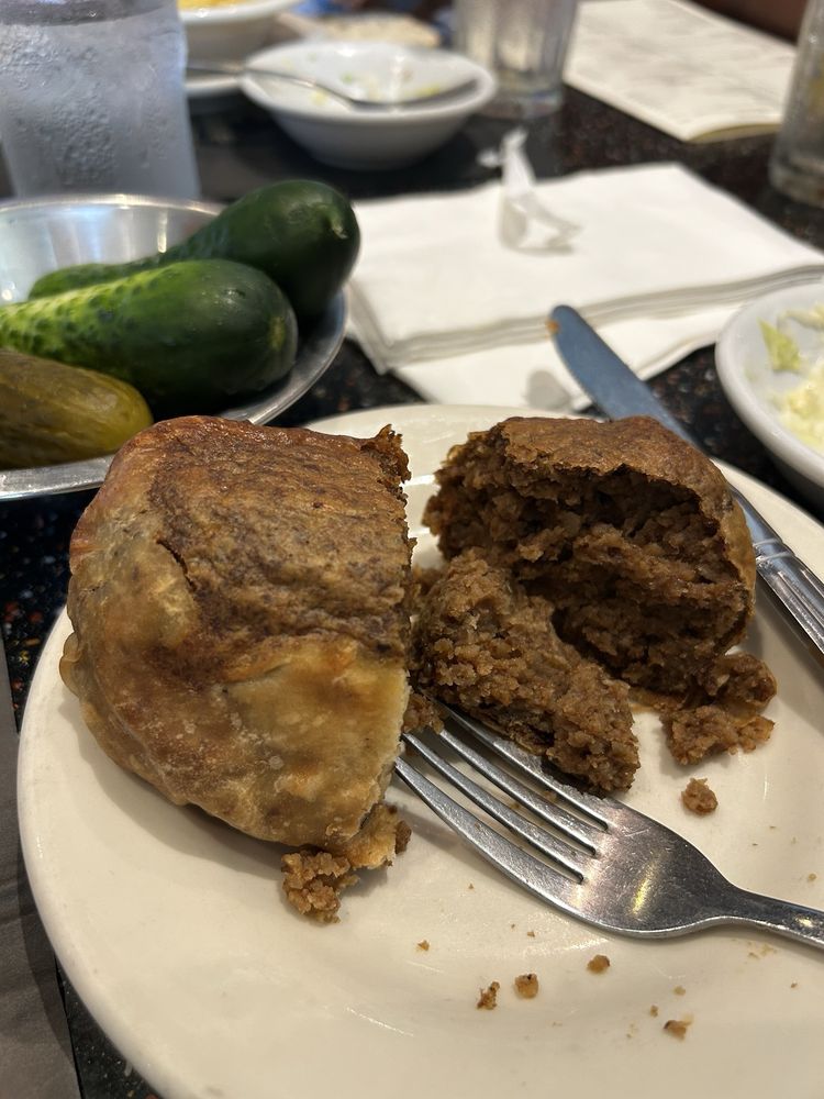 BEN’S KOSHER DELICATESSEN RESTAURANT & CATERERS - Updated September ...