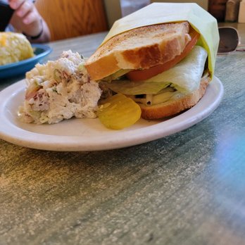 SILVERADO CAFE - Breakfast & Brunch - 28272 Silverado Canyon Rd ...