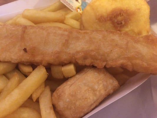 FISHTAILS FISH & CHIPPERY - Updated May 2026 - 1 Central Ave, Altona ...