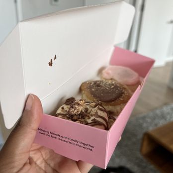 CRUMBL - CHELSEA - Updated February 2025 - 123 Photos & 120 Reviews ...