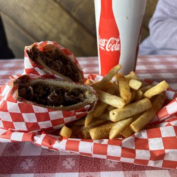 PUB N’ SUB - Updated July 2024 - 226 Photos & 256 Reviews - 1000 ...