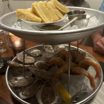 SAILOR OYSTER BAR - Updated September 2025 - 302 Photos & 296 Reviews ...