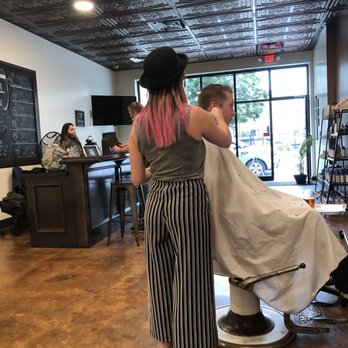 THE BARREL HOUSE BARBER LOUNGE - Updated December 2025 - 10 Reviews ...