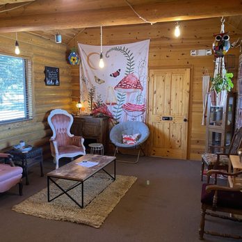 THE SHROOM ROOM - Updated April 2025 - 132 Photos & 63 Reviews - 102 E ...