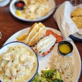 RED LOBSTER - Updated October 2025 - 141 Photos & 130 Reviews - 2626 ...
