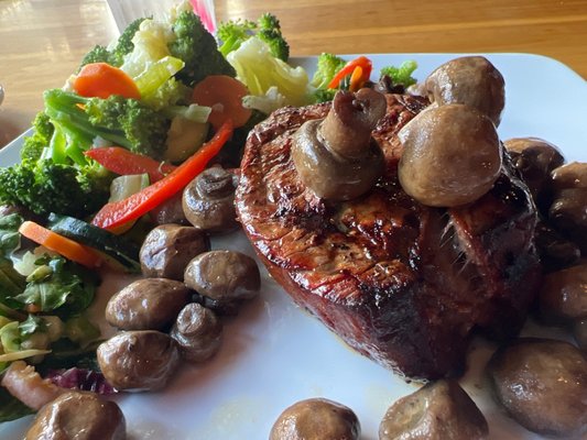 SANDPIPER RESTAURANT & LOUNGE - Updated August 2024 - 76 Photos & 171 ...