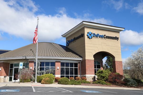 DUPONT COMMUNITY CREDIT UNION - Updated December 2025 - 11 Reviews - 47 ...