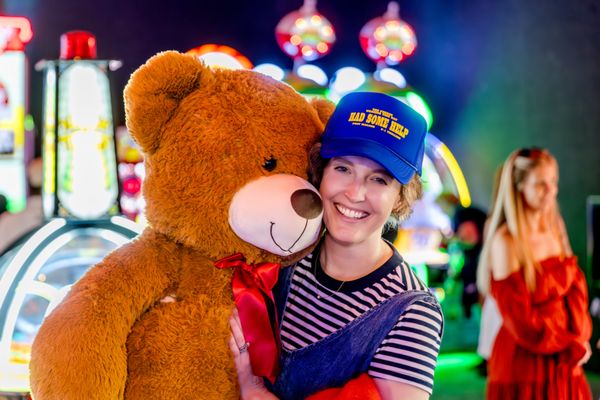 HOOKY ENTERTAINMENT - Updated January 2026 - 67 Photos & 43 Reviews ...