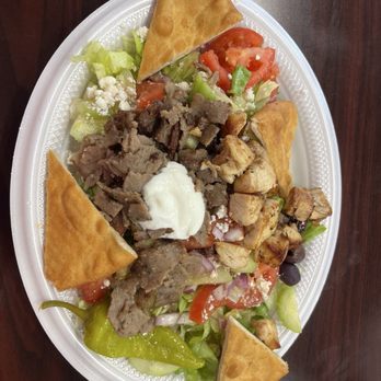 KRILAKIS OLD TOWNE CLINTON - Updated December 2025 - 16 Photos & 17 ...