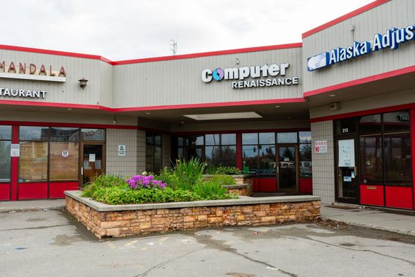 COMPUTER RENAISSANCE - Updated December 2025 - 30 Photos & 23 Reviews ...