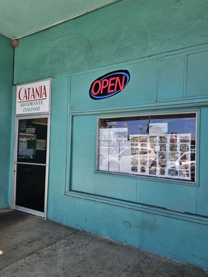 WAIMALU SHOPPING CENTER - Updated December 2025 - 46 Photos & 27 ...