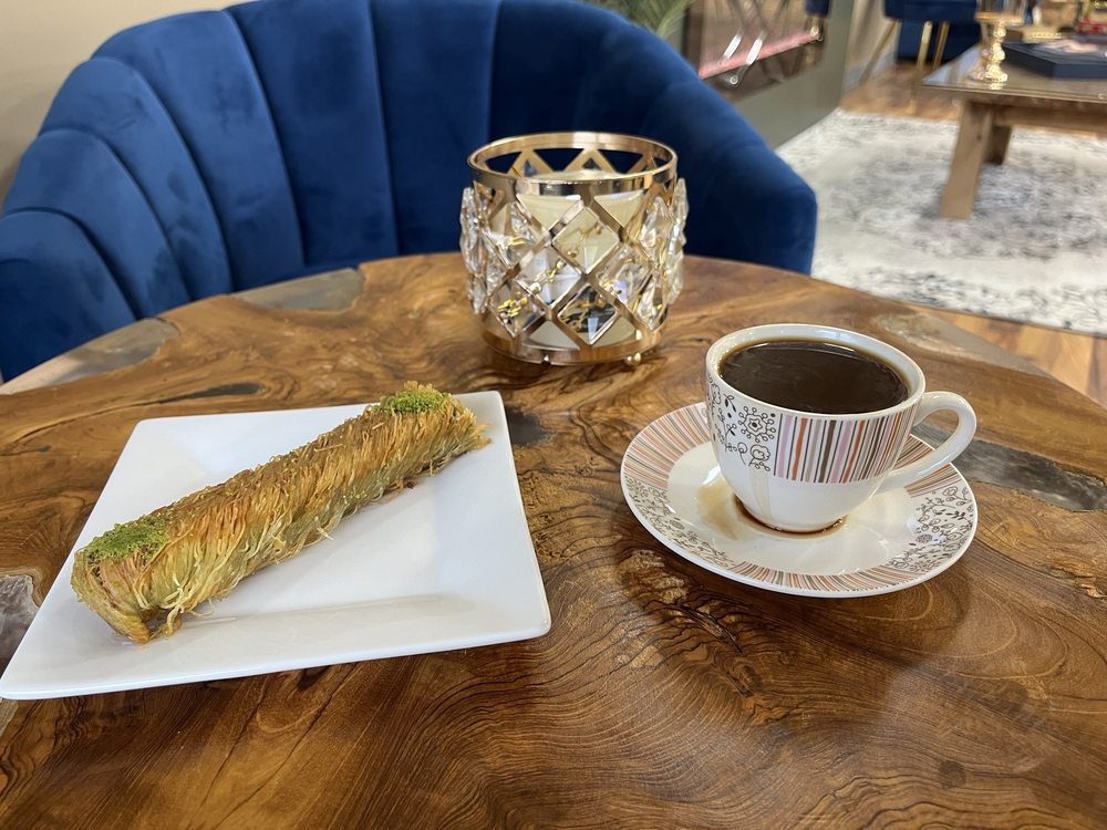 URI CAFE AND BAKLAVA - Updated January 2026 - 4640 N Kedzie Ave ...