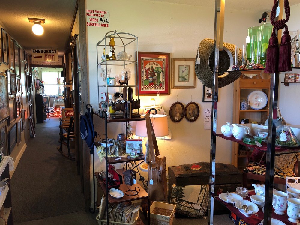 ELWIN ANTIQUE MALL - Updated September 2025 - 5027 US 51 South, Elwin ...