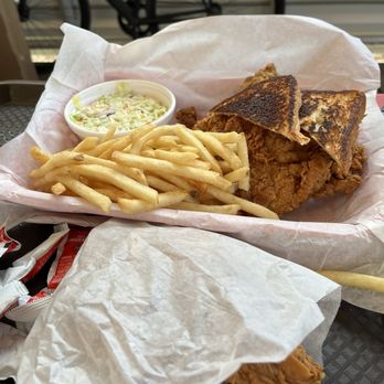 TOP NOTCH - Updated August 2024 - 90 Photos & 55 Reviews - 121 Co-Op ...