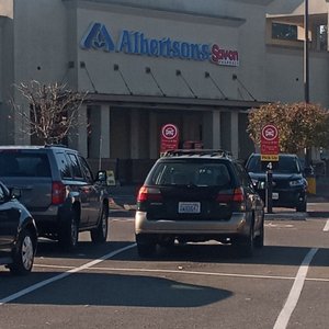 FORT LEWIS COMMISSARY - 12 Photos & 17 Reviews - 5275 N 14th St, Fort ...