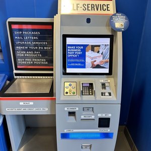 US POST OFFICE - 67 Photos & 107 Reviews - 8409 Lee Hwy, Merrifield, VA ...