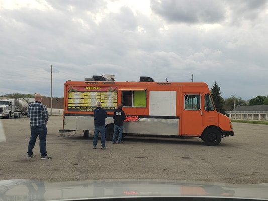 LOS COMPADRES FOOD TRUCK - Updated December 2025 - Anderson, Indiana ...
