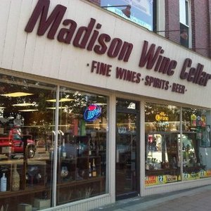WINE LIBRARY - Updated July 2025 - 49 Photos & 184 Reviews - 586 Morris ...