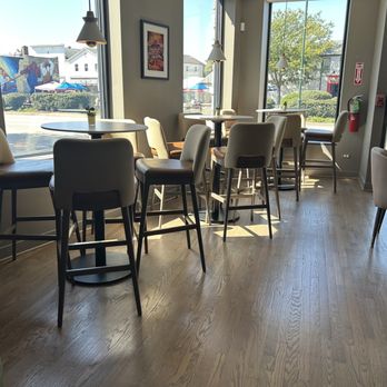 POLLYANNA SOCIAL - Updated June 2025 - 83 Photos & 26 Reviews - 326 ...