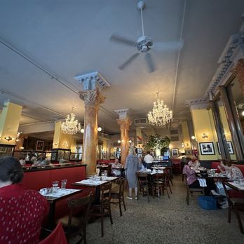 CAFE UN DEUX TROIS - Updated August 2025 - 569 Photos & 811 Reviews ...