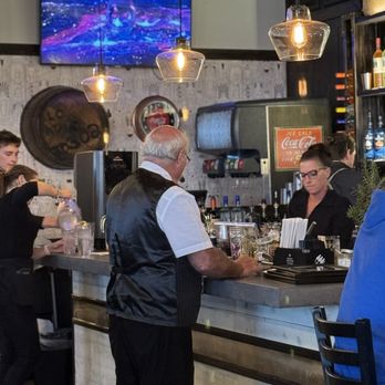 302 THE LOCAL - Updated September 2025 - 111 Photos & 34 Reviews ...