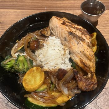 ODDS BAR & BISTRO - Updated September 2025 - 103 Photos & 40 Reviews ...