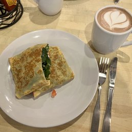 CINNAMON TREE CAFE - Updated July 2025 - 538 Photos & 562 Reviews ...