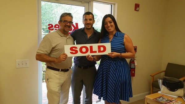 PIERRE PALMIERI - KEYES REALTORS - 13 Photos - 17900 NW 5th St ...