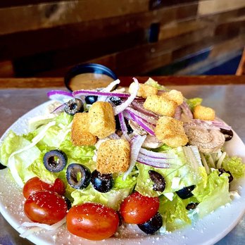 HALL STREET PIZZA - 128 Photos & 194 Reviews - 15917 SW Hall Blvd ...