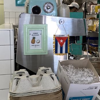 CUBATÓN SANDWICH SHOP - Updated August 2024 - 114 Photos & 70 Reviews ...