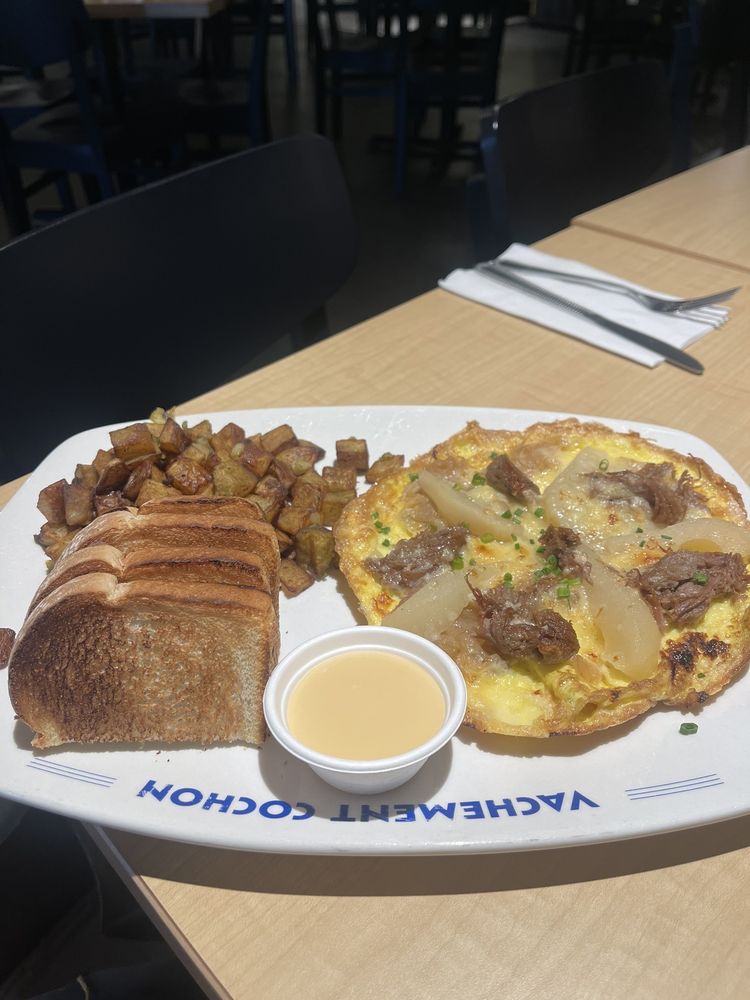 COCHON DINGUE - Updated March 2024 - 1225 Cours du Général de Montcalm ...