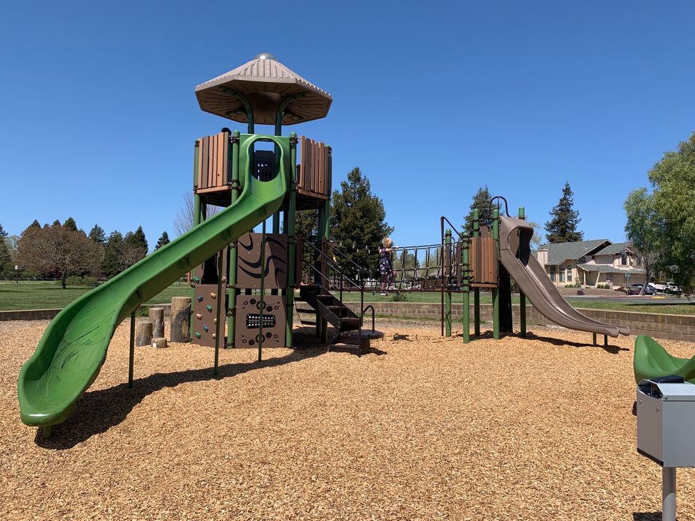 ARROYO PARK - Updated October 2025 - 1827 Village East Dr, Petaluma ...