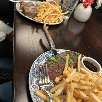 OLIN BAR & KITCHEN - 429 Photos & 212 Reviews - 25 E Grand River Ave ...