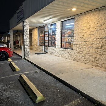 LADY T KITCHEN AFRICAN RESTAURANT - Updated December 2025 - 76 Photos ...